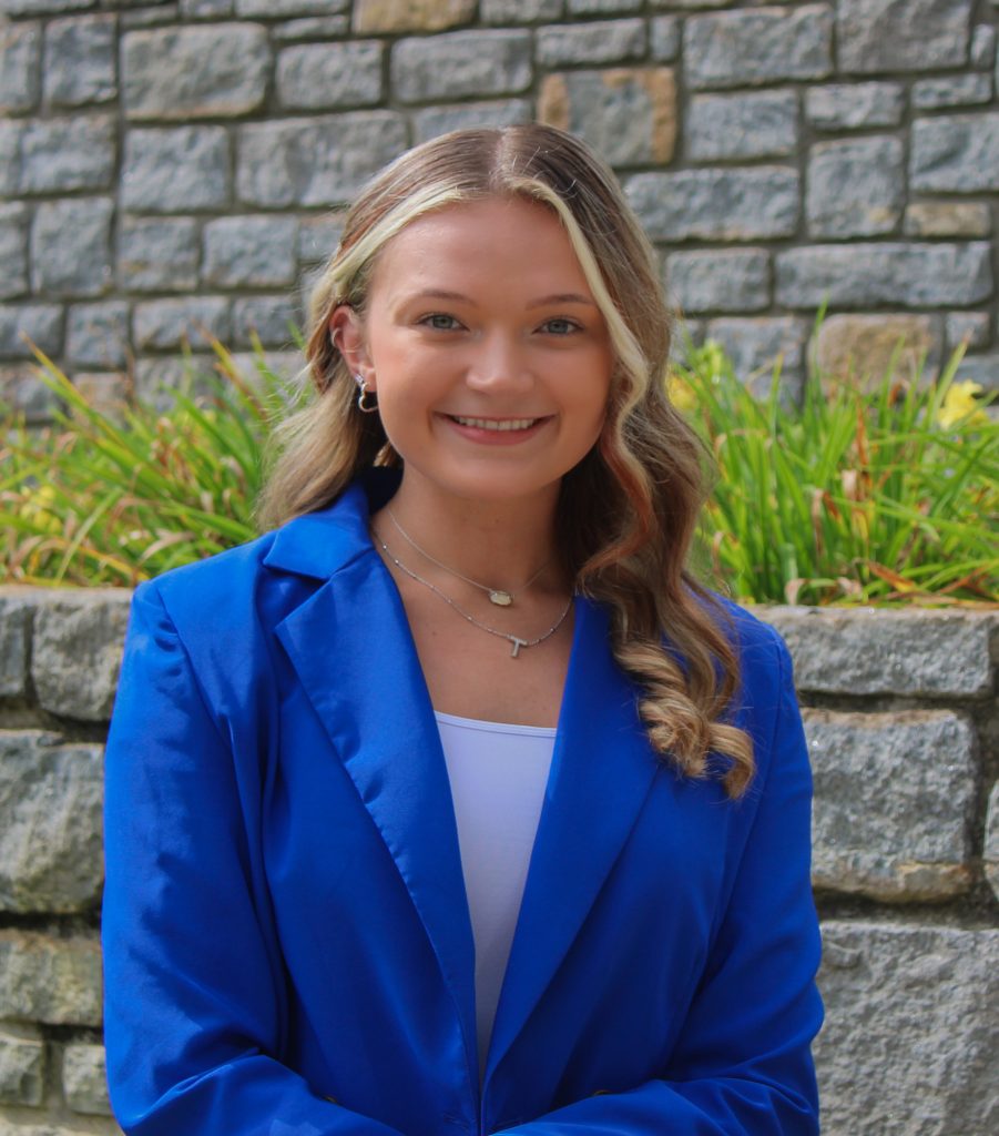 December 2023 Chapter Leader of the Month: Taylor Beth Huff - AIAS